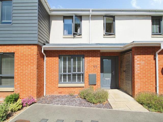 3 bedroom terraced house to rent