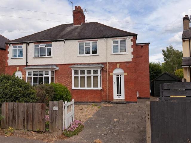 3 bedroom semi detached house to rent