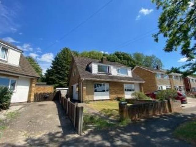 3 bedroom semi detached house to rent