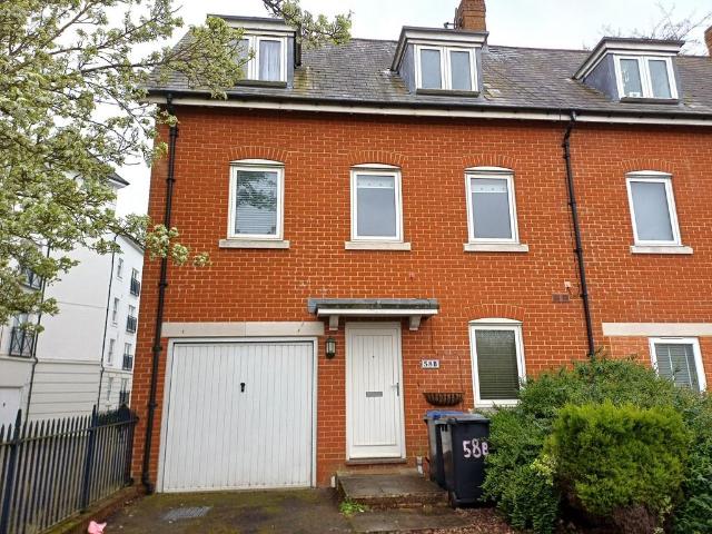 3 bedroom semi detached house to rent