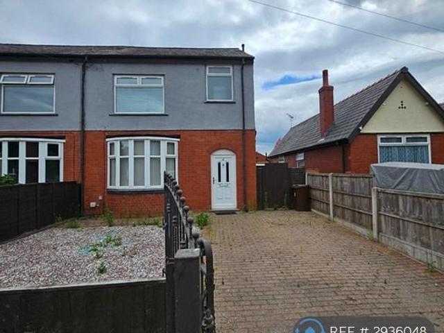 3 bedroom semi detached house to rent