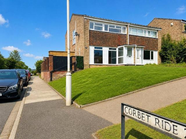 3 bedroom semi detached house to rent
