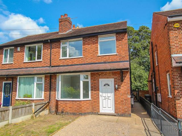 3 bedroom Semi detached house to rent