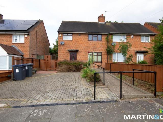 3 bedroom semi detached house to rent