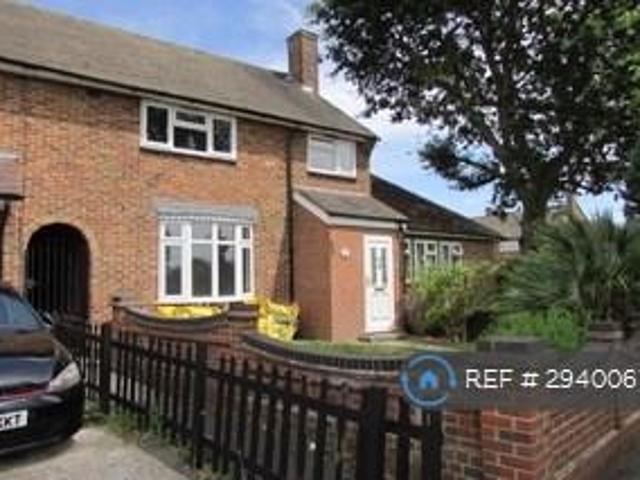 3 bedroom semi detached house to rent