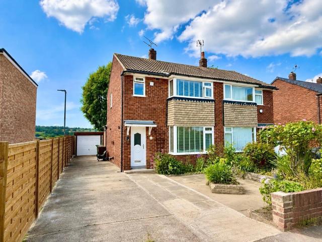 3 bedroom semi detached house to rent