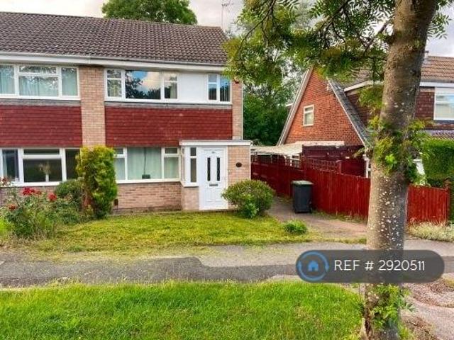 3 bedroom semi detached house to rent
