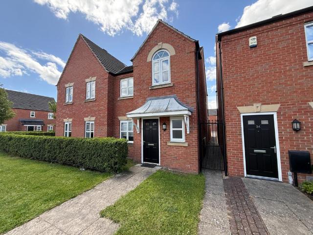 3 bedroom semi detached house to rent