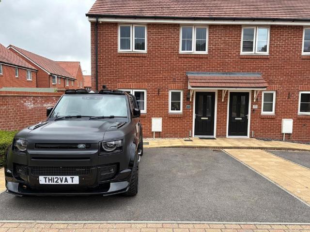 3 bedroom semi detached house to rent