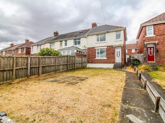 3 bedroom semi detached house to rent
