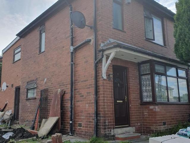 3 bedroom semi detached house to rent
