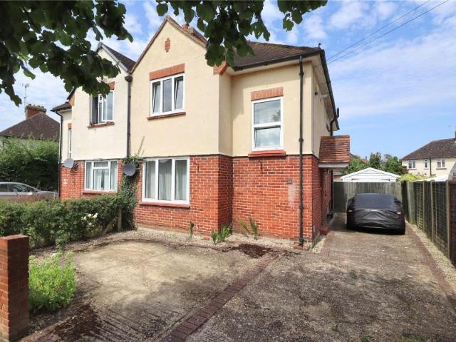 3 bedroom semi detached house to rent