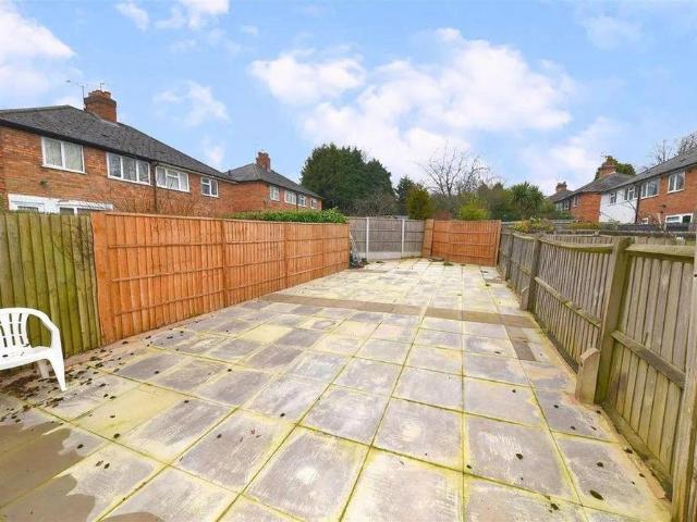 3 bedroom semi detached house to rent