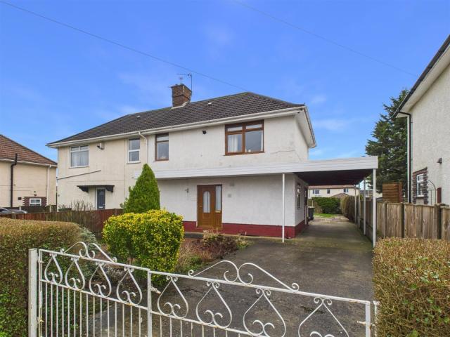 3 bedroom Semi detached house to rent