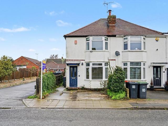 3 bedroom semi detached house to rent