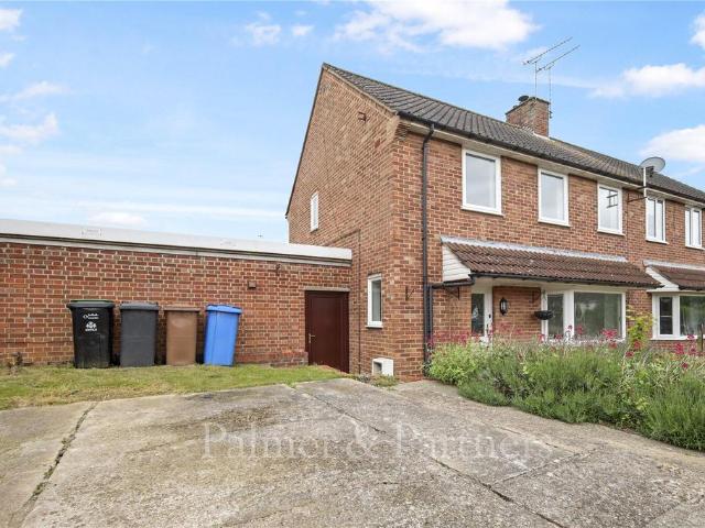 3 bedroom semi detached house to rent