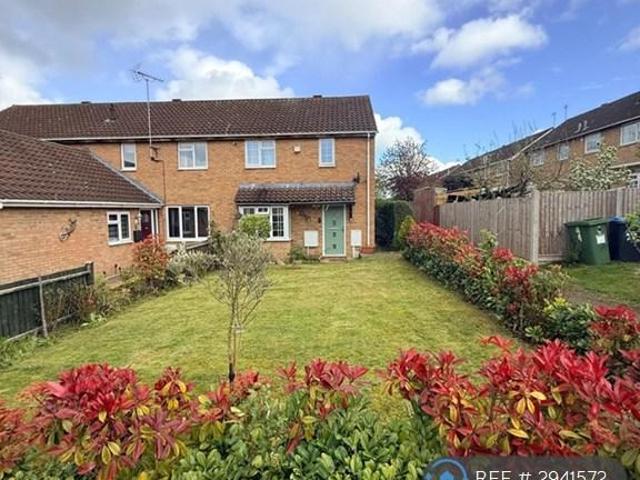 3 bedroom semi detached house to rent