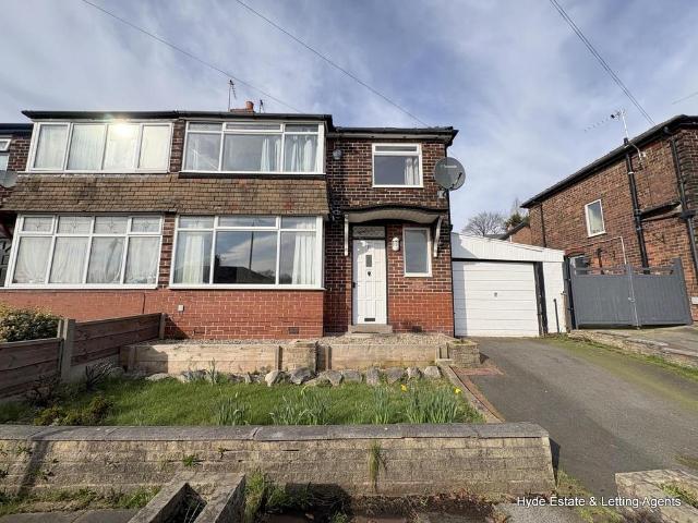 3 bedroom semi detached house to rent