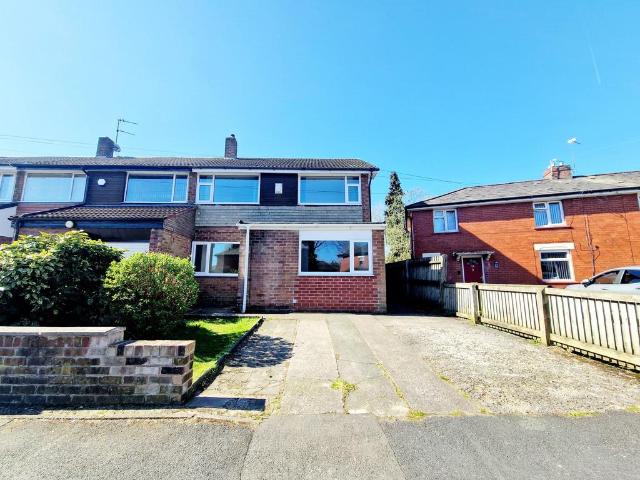 3 bedroom semi detached house to rent