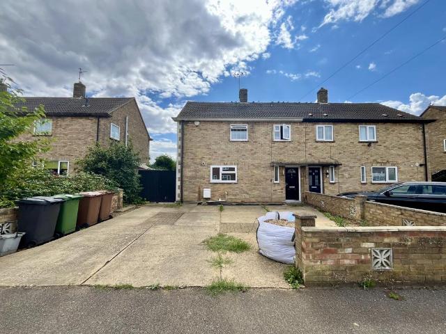 3 bedroom semi detached house to rent