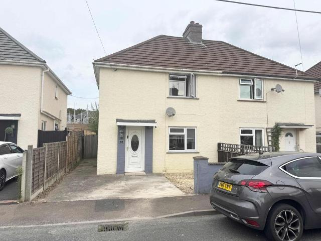 3 bedroom semi detached house to rent