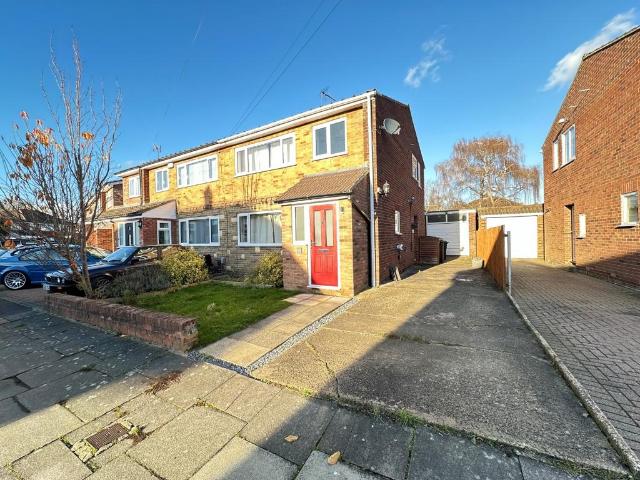 3 bedroom semi detached house to rent