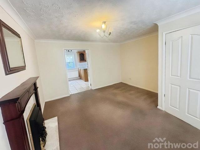 3 bedroom semi detached house to rent