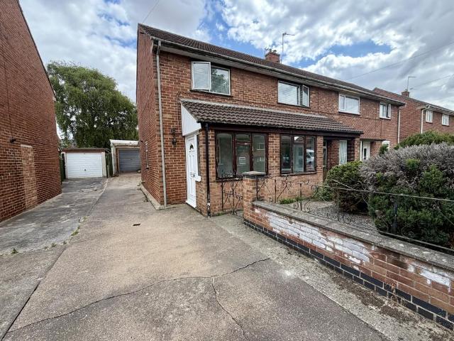 3 bedroom semi detached house to rent