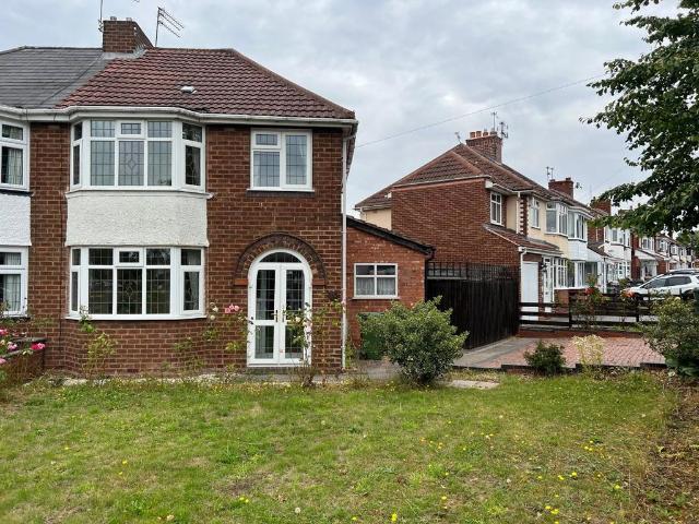 3 bedroom semi detached house to rent