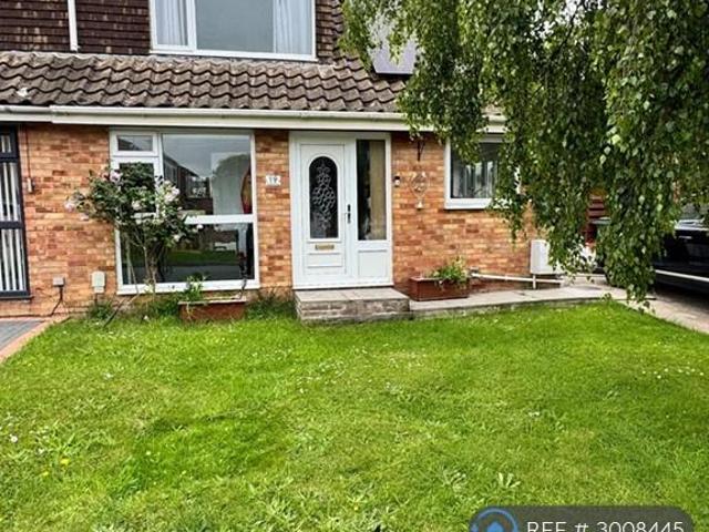 3 bedroom semi detached house to rent