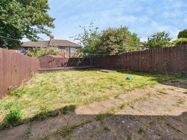 3 bedroom semi detached house to rent