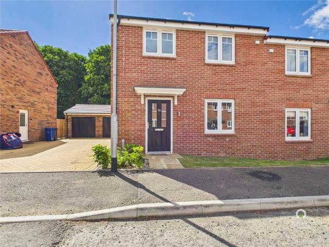 3 bedroom semi detached house to rent