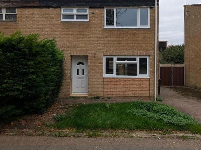 3 bedroom semi detached house to rent