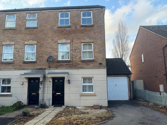 3 bedroom semi detached house to rent