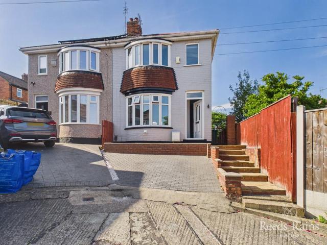 3 bedroom semi detached house to rent