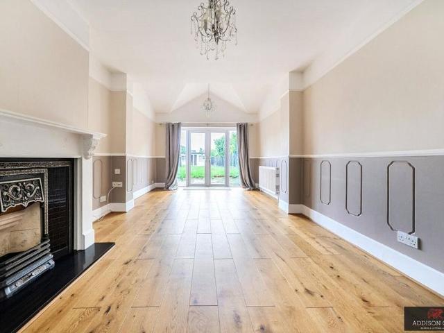 3 bedroom semi detached house to rent
