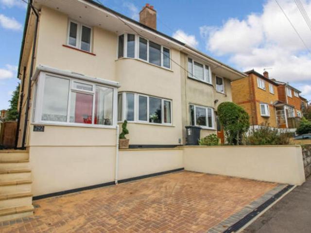 3 bedroom semi detached house to rent