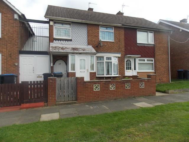 3 bedroom semi detached house to rent
