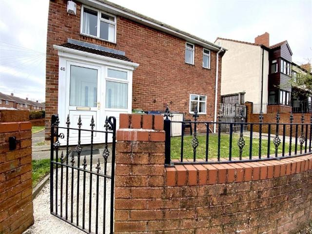 3 bedroom semi detached house to rent
