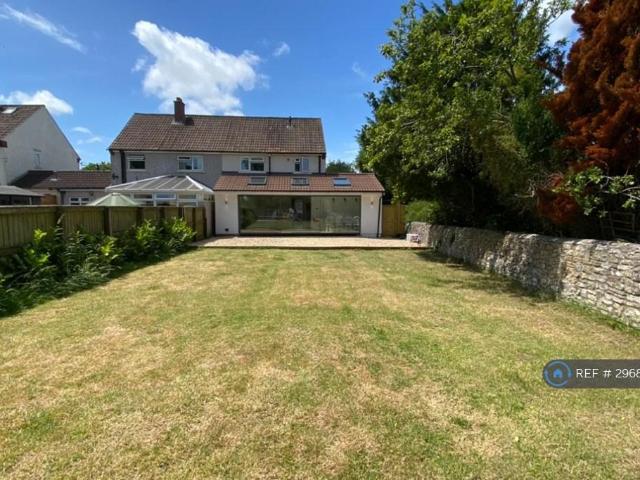 3 bedroom semi detached house to rent