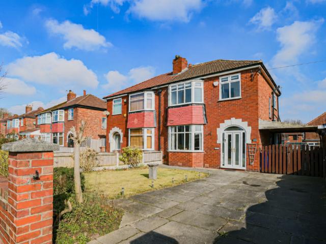 3 bedroom semi detached house to rent