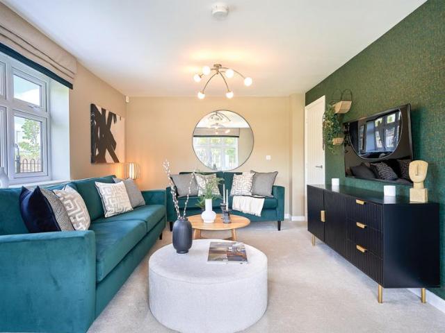 3 bedroom semi detached house to rent