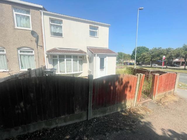 3 bedroom semi detached house to rent