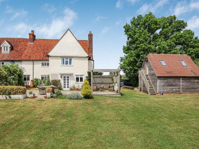 3 bedroom semi detached house to rent
