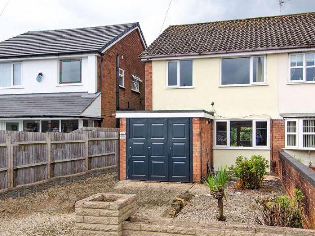 3 bedroom semi detached house to rent