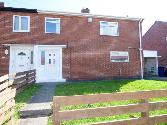 3 bedroom semi detached house to rent