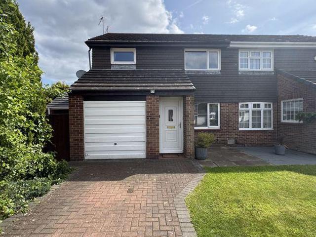 3 bedroom semi detached house to rent