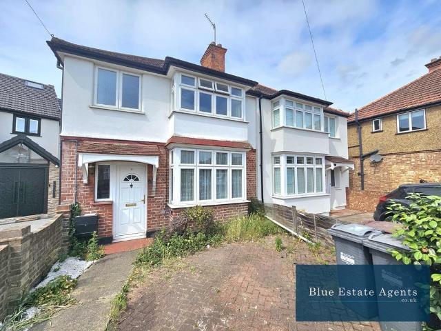 3 bedroom semi detached house to rent
