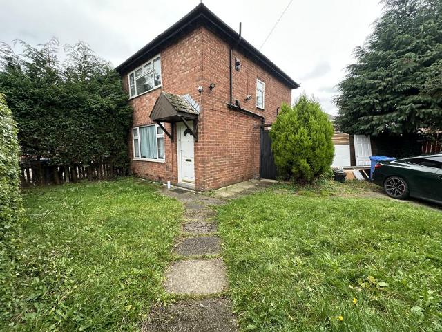 3 bedroom semi detached house to rent