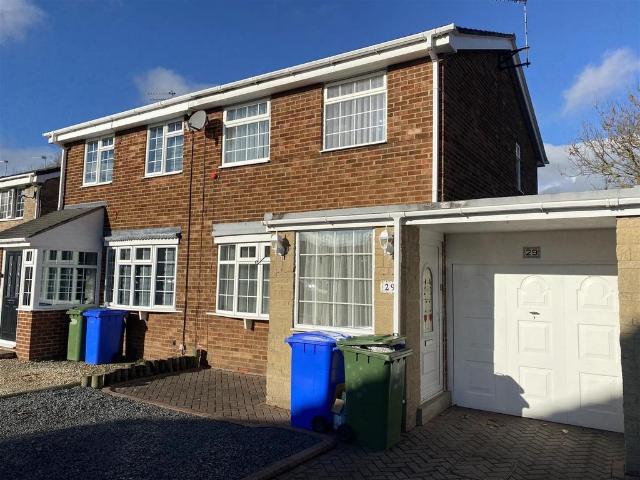 3 bedroom semi detached house to rent